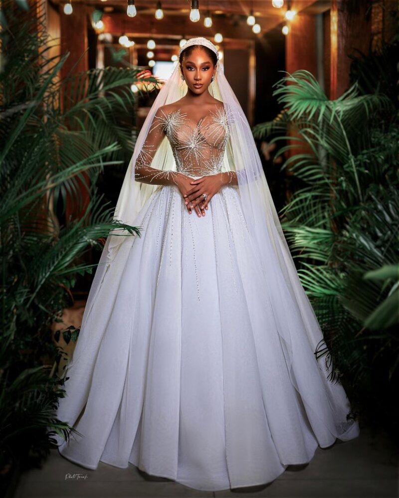 Award Winning Fashion Designer - VeeKee James